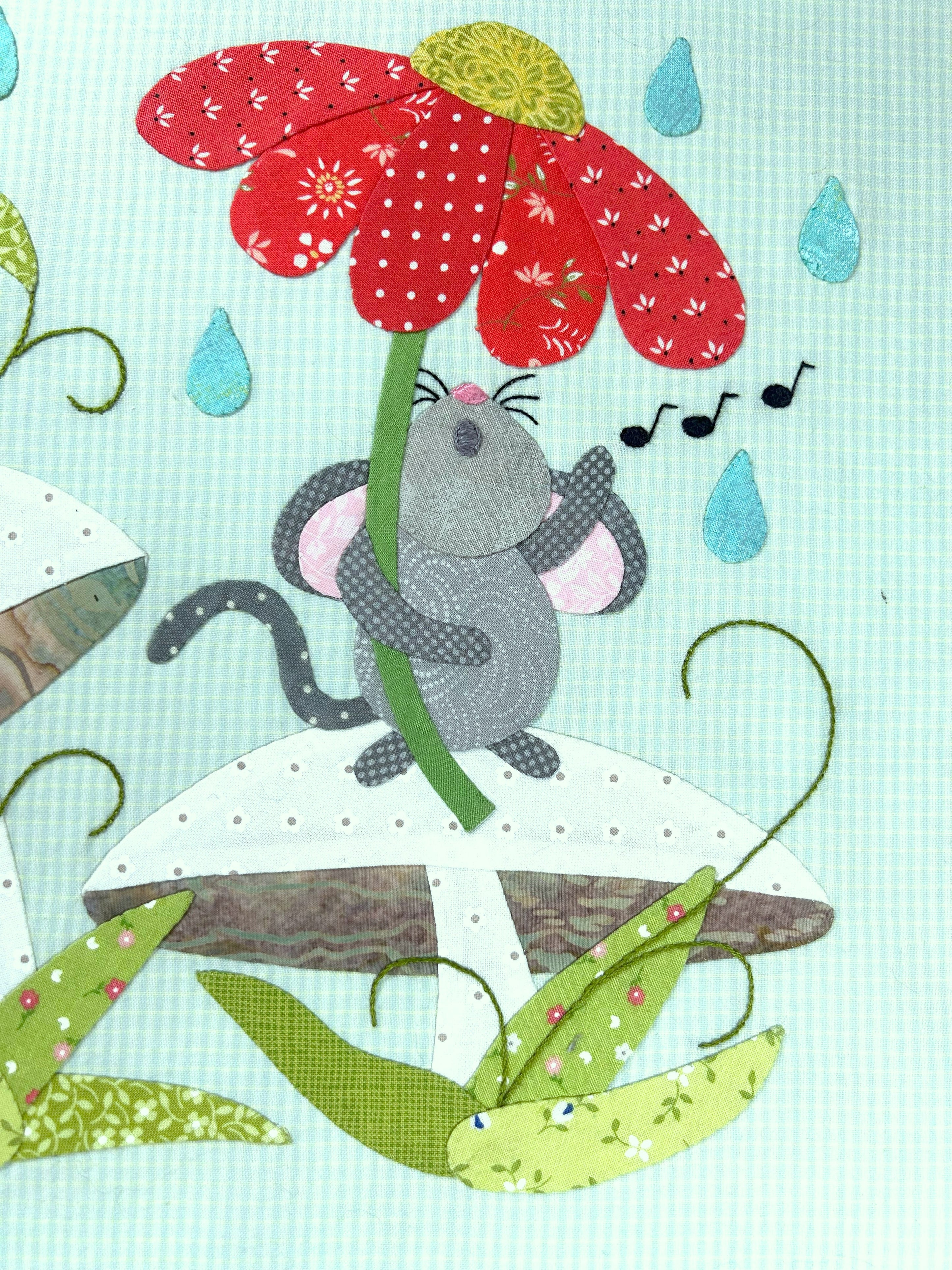 Garden Mouse -7 Singing in the Rain – Colette Belt Designs